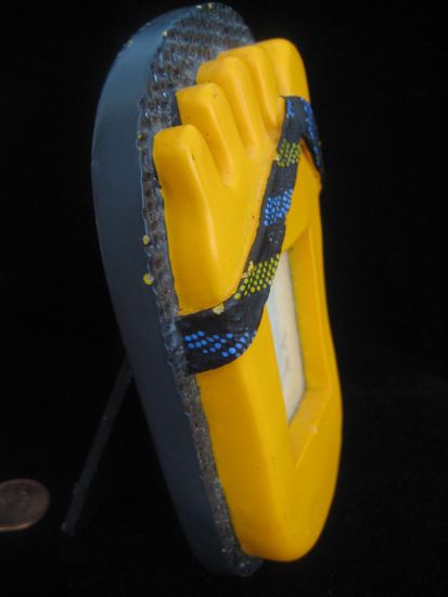 Flip-Flop Frame | Significant Objects